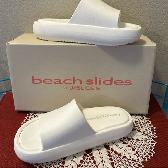 J Slides | Shoes | Nwt Beach Slides By Jslides Size 7 White Squish And ...